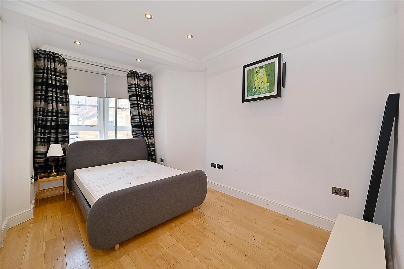Duke Street, Mayfair, London W1K, 3 bedroom Flat, 18243684 – Napier Watt